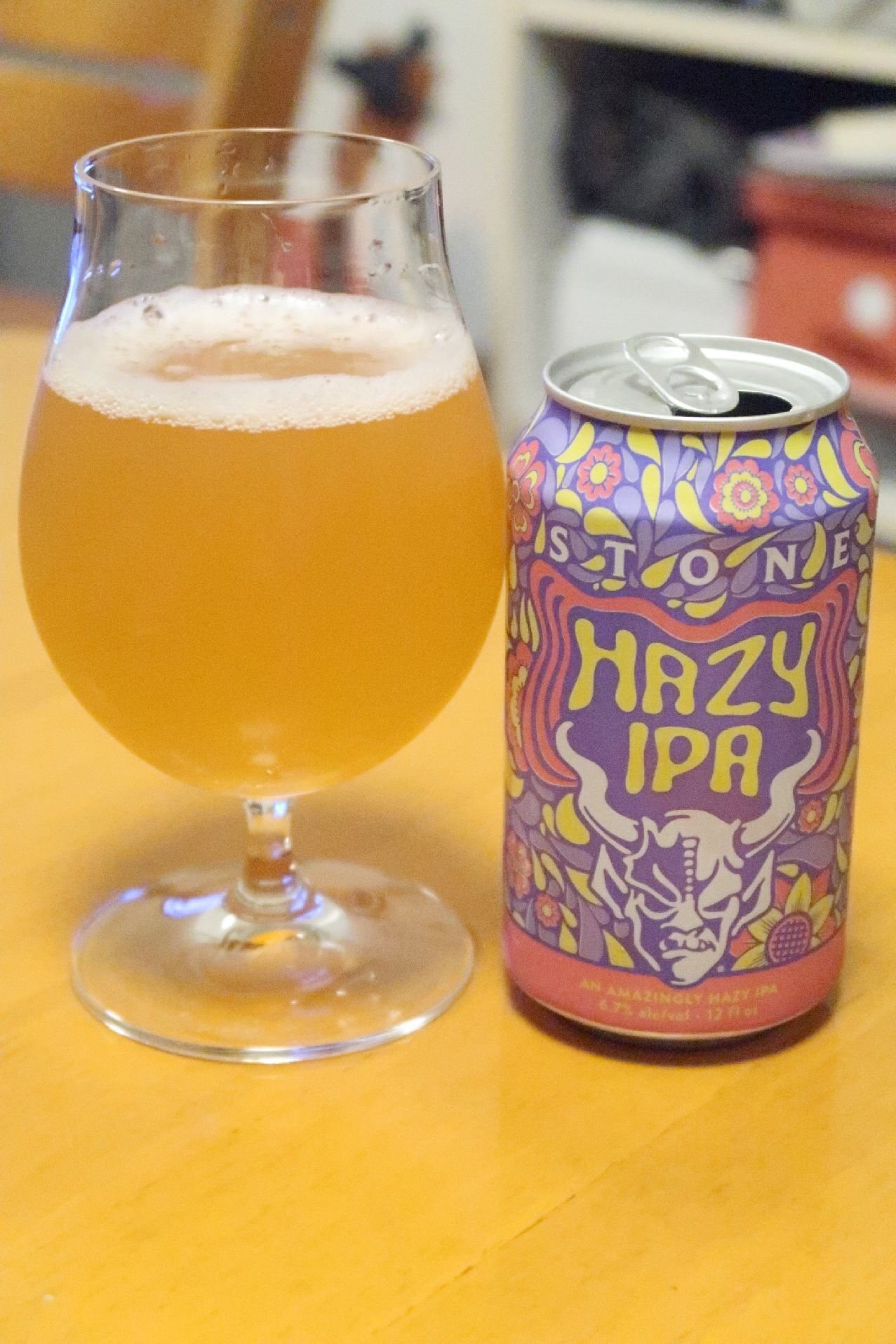STONE HAZY IPA: きょうの幸せビール